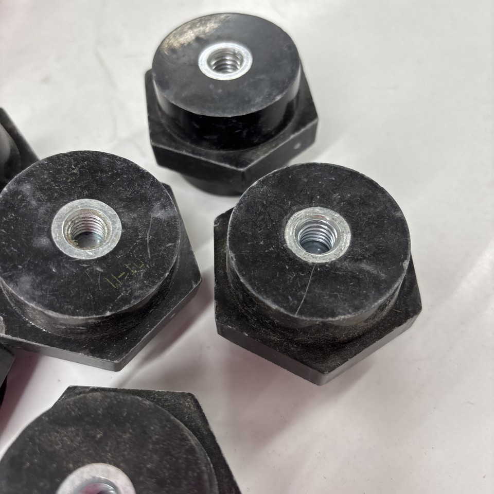 6 nVent ERIFLEX 559660 Insulators Low Voltage Height 1 1/2" Thread ...