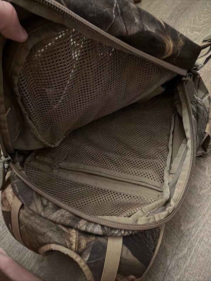 Badlands Superday Camouflage Hunting Backpack 639966003628| eBay