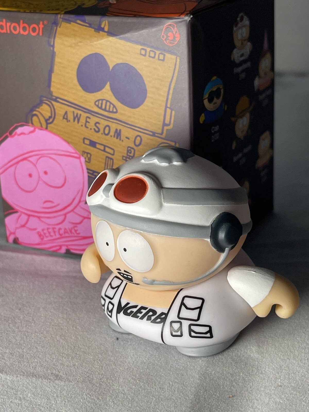 Kidrobot South Park The Many Faces of Cartman Box - TDLCG301 for sale ...