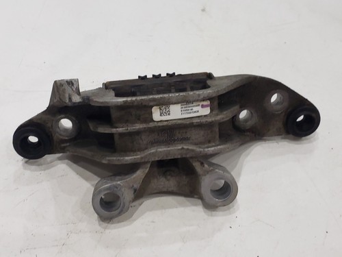 2018 Chevrolet Cruze right passenger side engine mount 39096914 | eBay