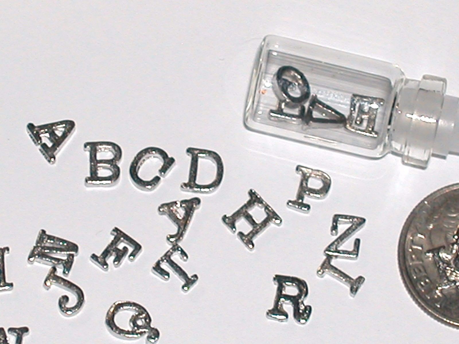 1pc Tiny Little Letter alphabet floating miniatures words Love wisdom ...