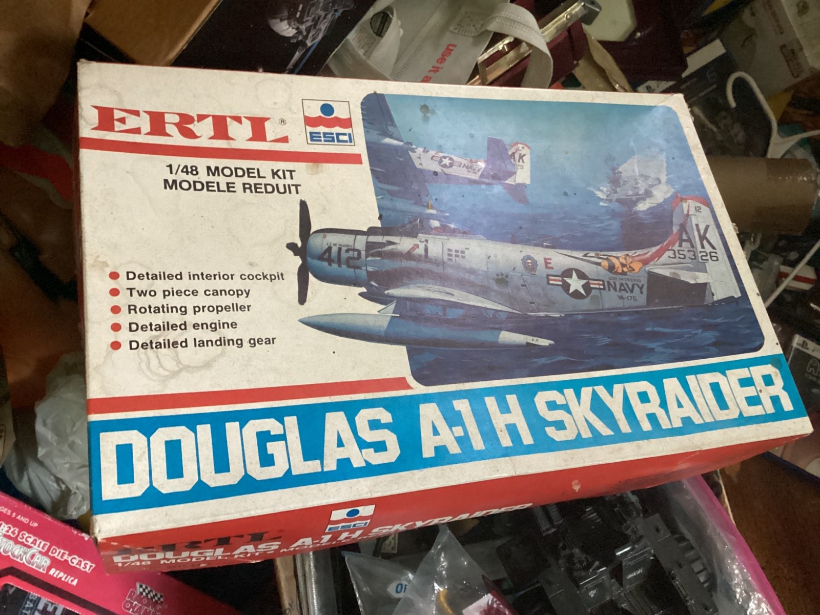 Vintage ESCI Ertl Model Kit - Douglas A1-H Skyraider Aircraft 1/48 | eBay