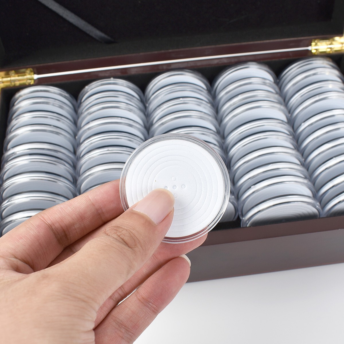 46mm Coin Holders 50Pcs 46MM Acrylic Coin Capsules With Wooden Storage ...