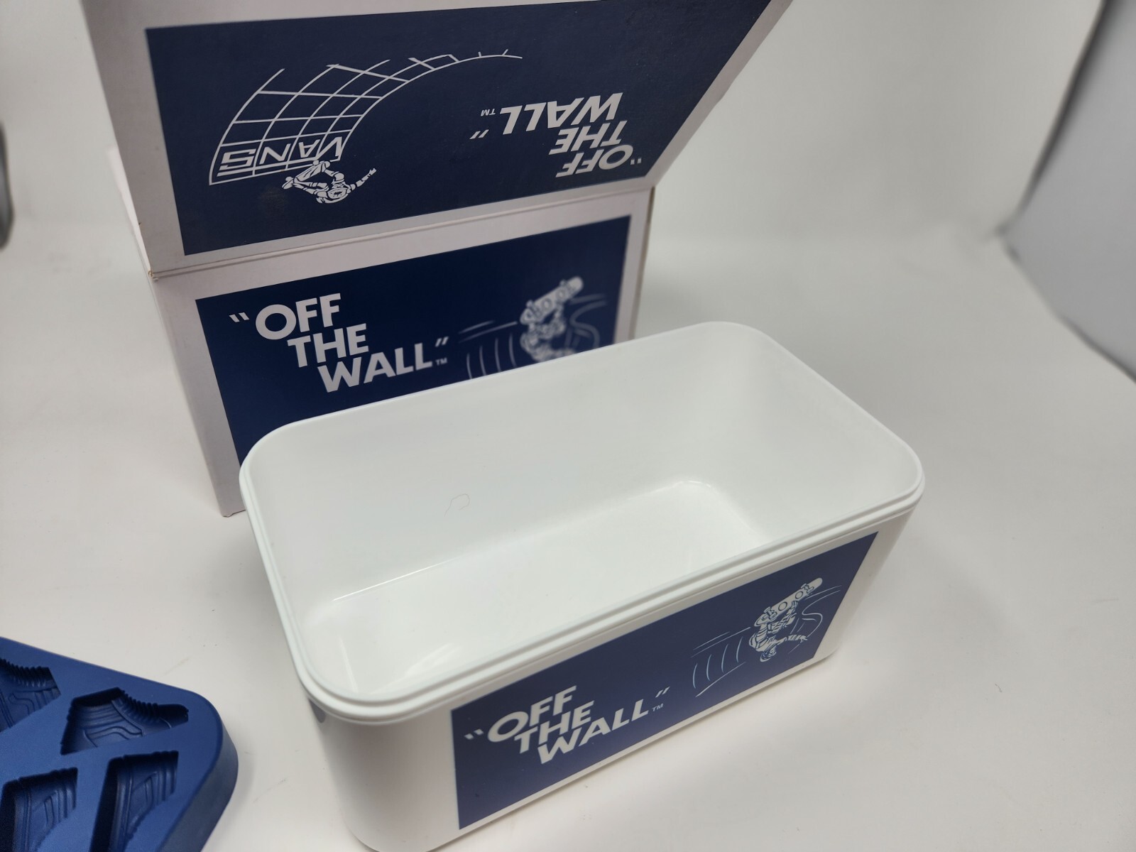 Vans OFF THE WALL Ice Cube Maker Tray Mini SK8-Hi Sneakers! Limited ...