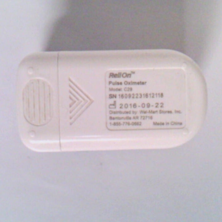 ReliOn~Fingertip~Pulse Oximeter~and BLUE Carrying Case~Model C29 | eBay