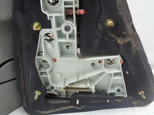 MERCEDES BENZ OEM W211 E-class A2118200664 Right Passenger Tail Light ...