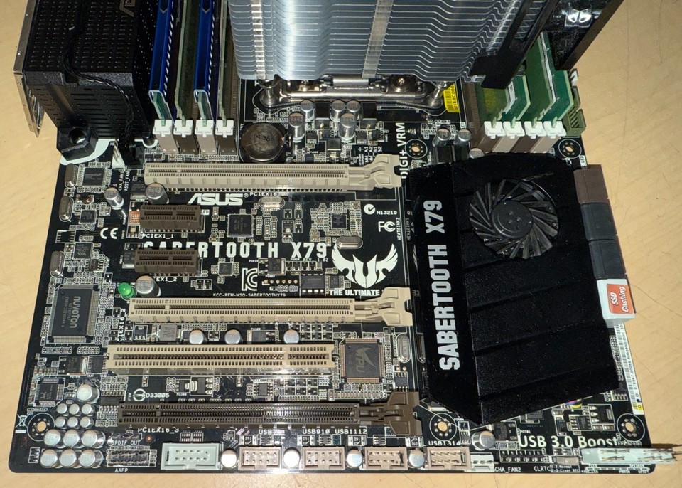 ASUS Sabertooth X79 ATX Intel i7-3820 CPU @ 3.60GHz 49GB DDR3 RAM GPU I ...