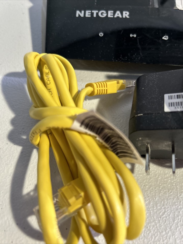 NETGEAR WiFi Router (R6120) - AC1200 Dual Band Wireless Speed (up to ...