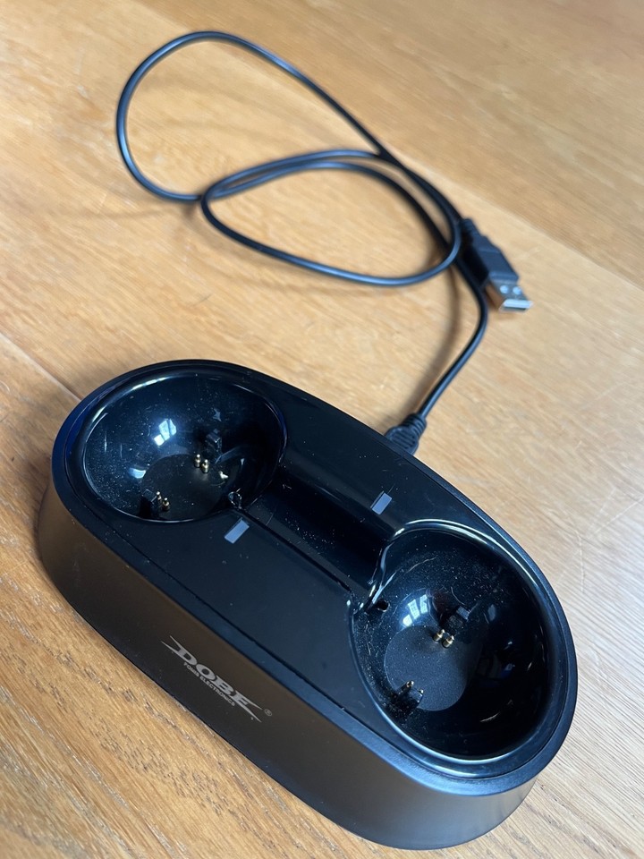 Iron Man VR PS4 Game With Move Motion Controllers In original box *plus ...