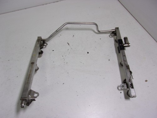 06-11 MERCEDES E350 CLK350 C350 FUEL RAIL A2720700995 OEM MA #15 | eBay