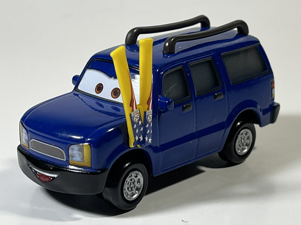 Disney Pixar Cars 5-Pack Porto Corsa Race, MIB, **Ships Same Day**