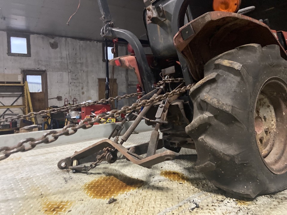 CASE / INTERNATIONAL 235 4 Wheel Drive HYDRO tractor ALL OR PARTS | eBay