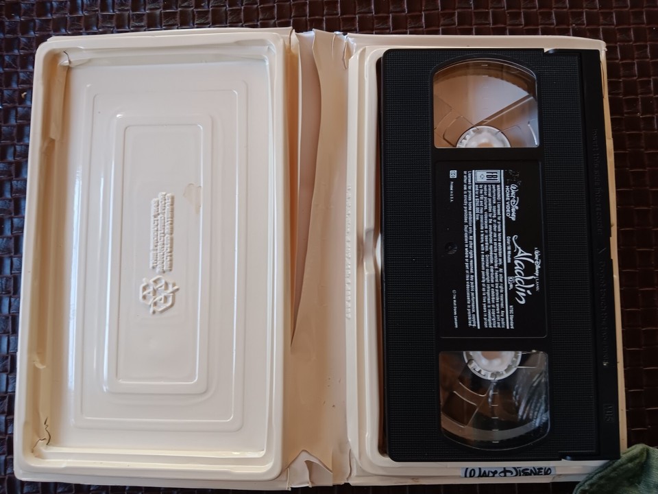 ALADDIN vintage VHS Black Diamond Series original | eBay