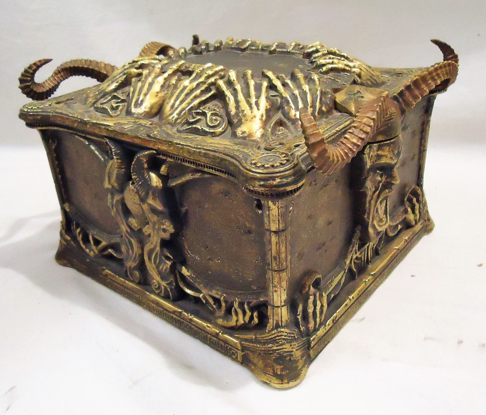 God of War 3 III Ultimate Edition Pandora's Box w/ Package 4 GoW GAMES ...