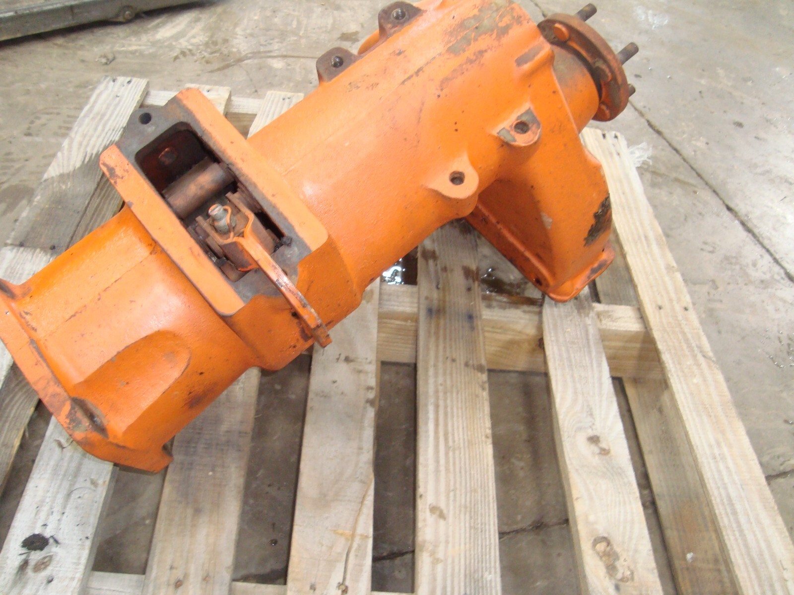 1948 Allis Chalmers C Tractor Left Rear Axle Housing Assembly | eBay