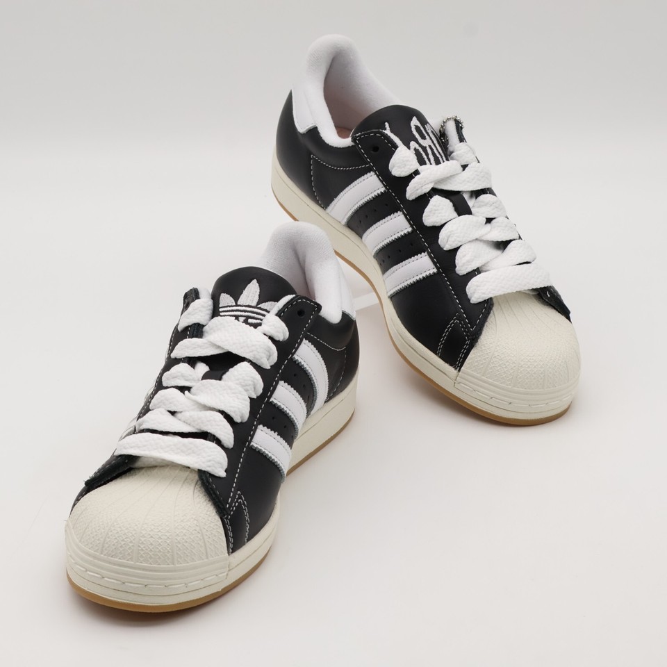 IH1313 Korn adidas Originals Superstar Core Black White Better Scarlet ...