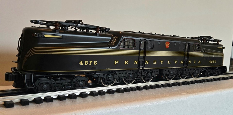 Lionel PRR GG-1 Five Stripe Electric Engine 6-18355 | eBay