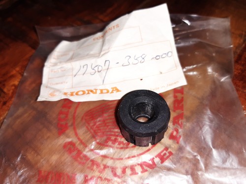 NOS HONDA ELSINORE CR 125 M 1975 - 78 rubber ft tank mount 17507-358 ...