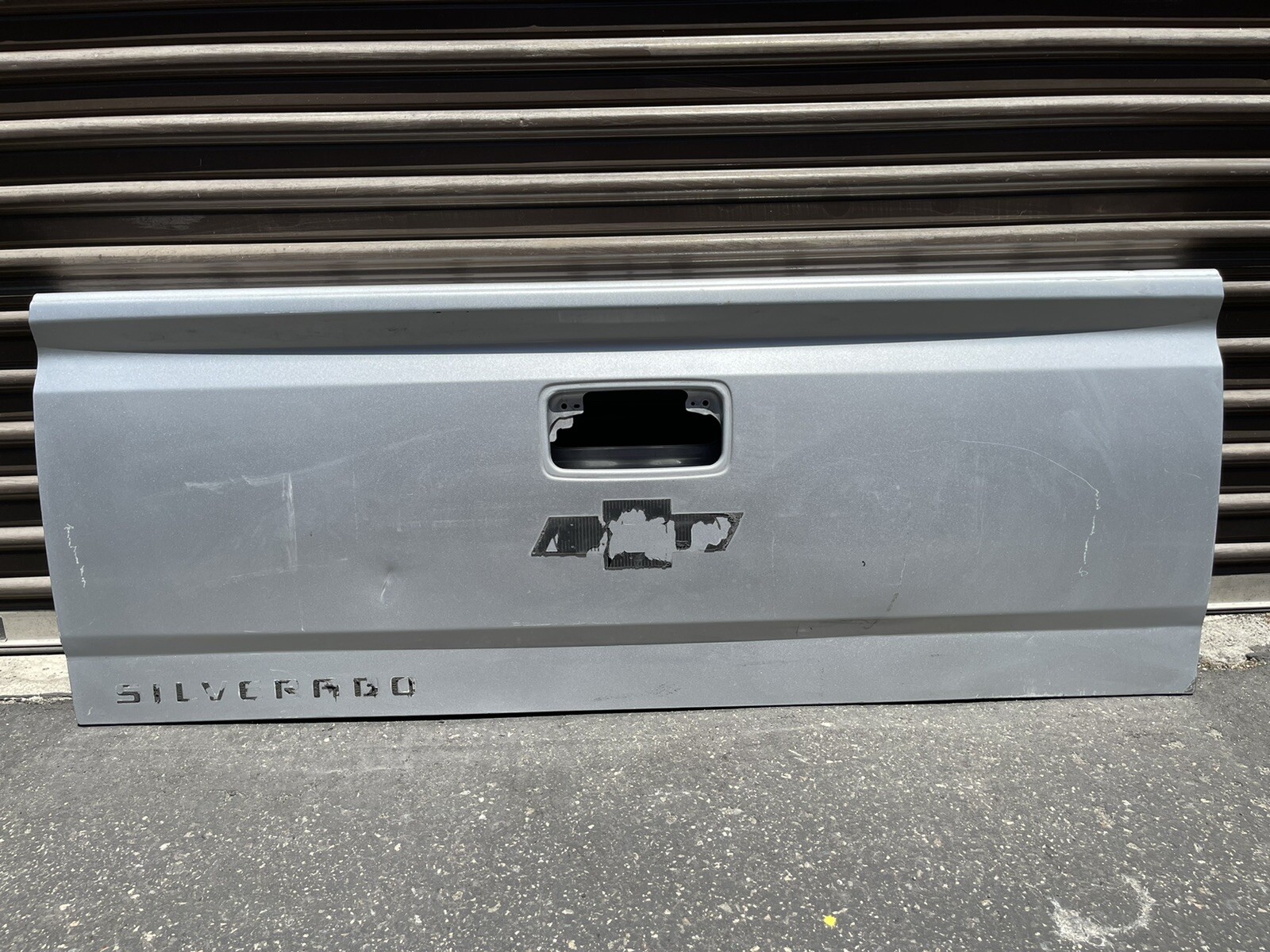2014-2018 Chevrolet Silverado Tailgate Liftgate Tail Lift Gate OEM ...