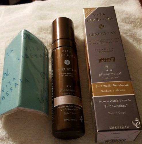 VITA LIBERATA Luxury Tan Moisture Locking System in MEDIUM w/Mitt - 1. ...