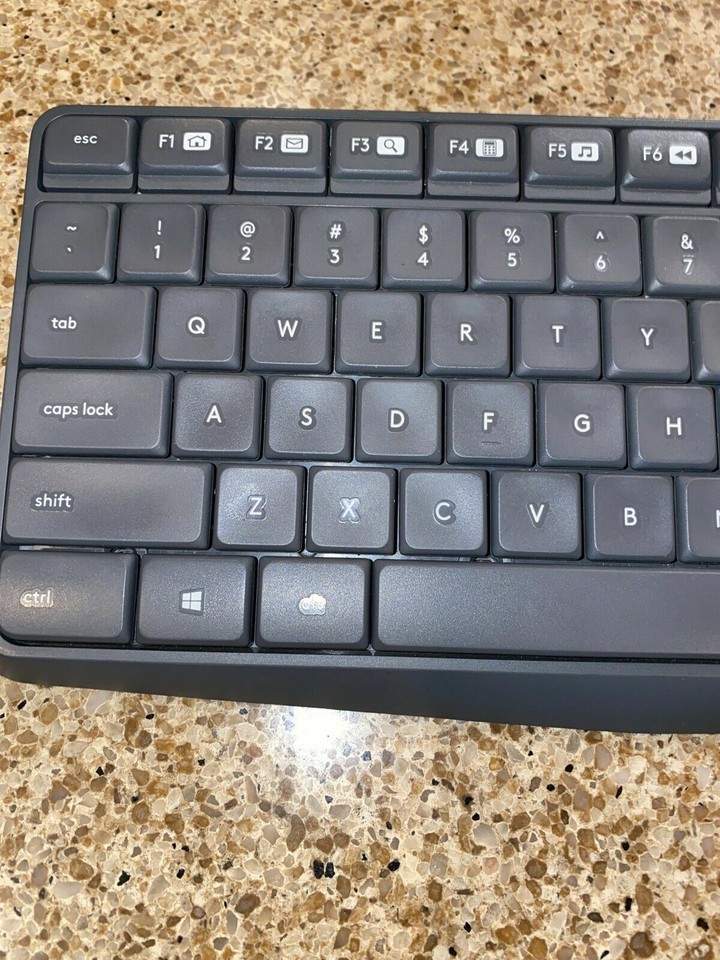 Logitech MK235 Wireless Keyboard and Mouse Combo M170 Mouse Y-R0036 ...