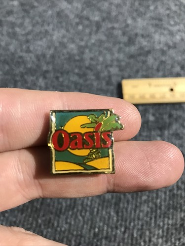 OASIS Brand Pin Pinback Gold Green Yellow Red Pre-owned | eBay