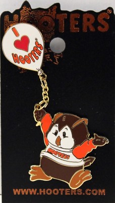 "I LOVE HOOTERS" PARTY BALLOON CELEBRATE W/HOOTIE @ HOOTERS RESTAURANT ...