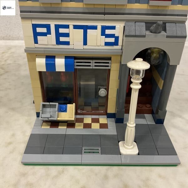 LEGO Creator Expert Modular Buildings Pet Shop 10218 In 2011 Used ...
