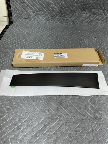 2020-2025 Genuine Nissan Sentra Rear Door Applique OEM 822D2-6LE0A ...