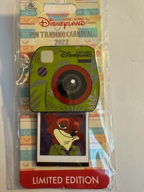 HKDL Instant Camera Series Trading Carnival Nick Zootopia LE 400 Disney ...