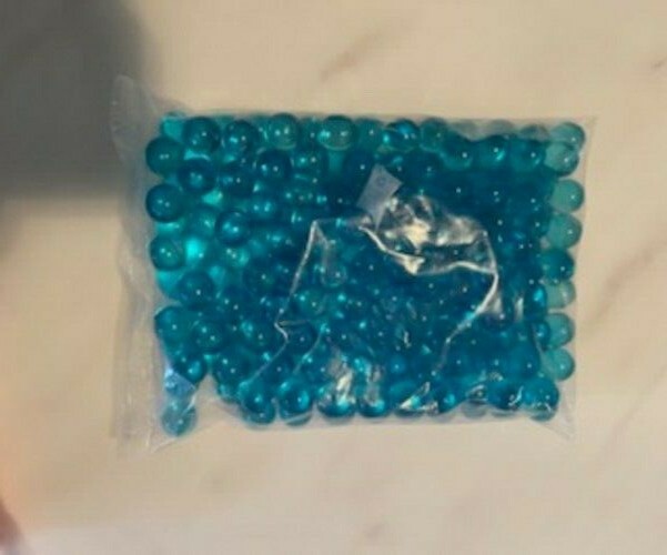 Light Blue Transparent 3.9g Bath Oil Beads Paris Fragrance Bath Pearls ...