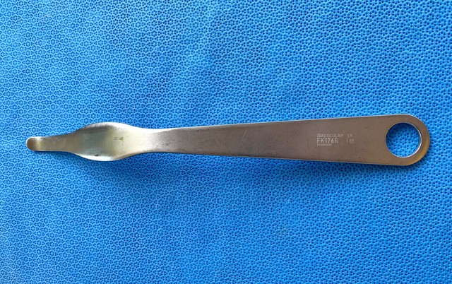 Aesculap FK176R Surgical Orthopedic Retractor 25mm for sale online | eBay