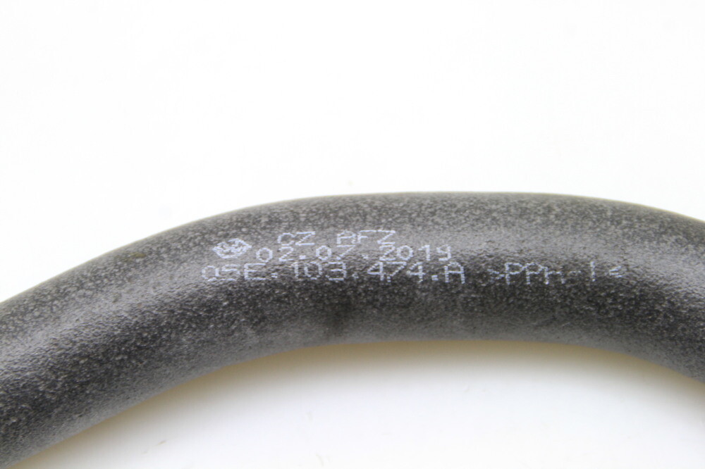 VOLKSWAGEN GOLF MK7 2019 1.5 05E103474A ENGINE BREATHER VENT PIPE HOSE ...