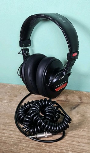 Vintage Sony MDR-V6 Dynamic Stereo Headphones Studio Monitor Black ...