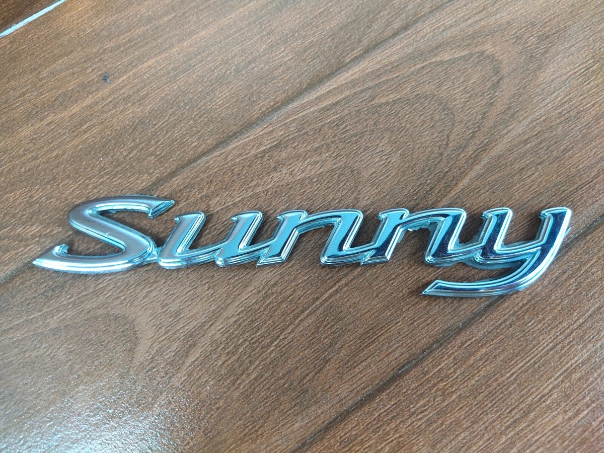 Nissan Sunny Logo