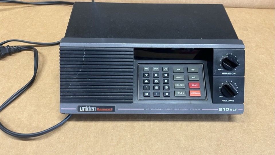 Vintage Bearcat 210XLT Scanner Powers On With Antenna | eBay