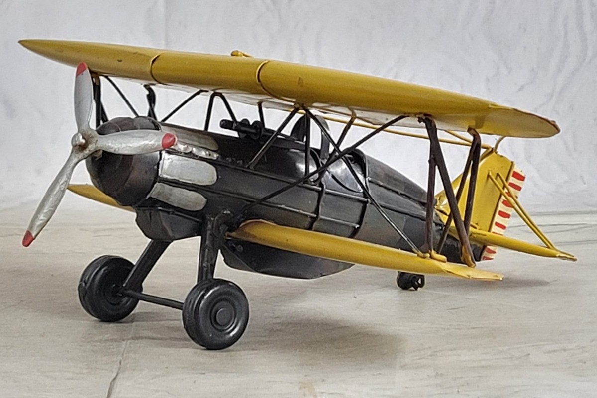 Vintage Airplane Decor