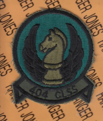 USAF 404th Combat Logistics Support Sqdn OD Green & Blue 3.25" patch c ...