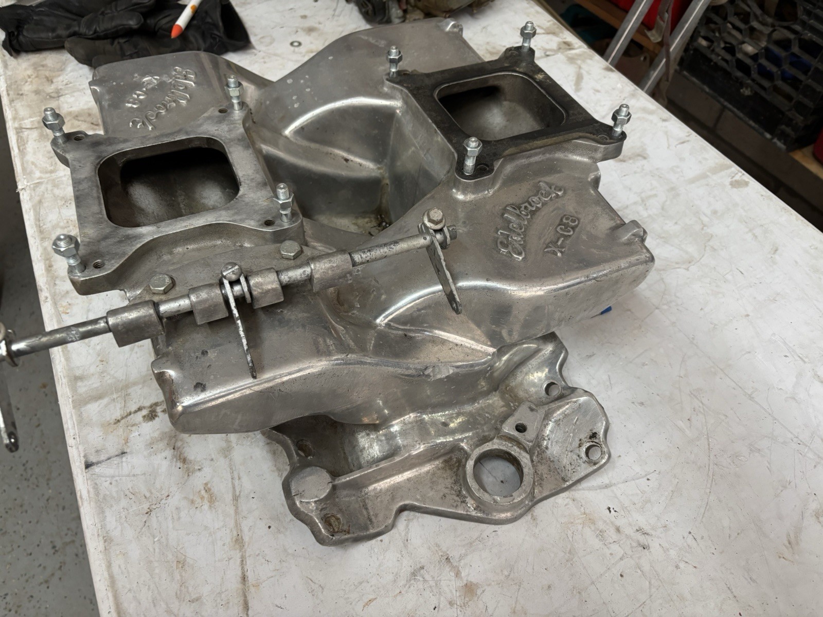 Edelbrock Cross Ram Intake XC8 Chevy 350 Vintage Custom Gasser SCTA ...