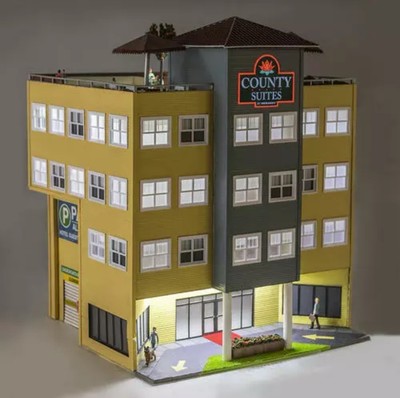 MENARDS COUNTY SUITES INN HOTEL CITY BUILDING! O SCALE O GAUGE TRAIN ...