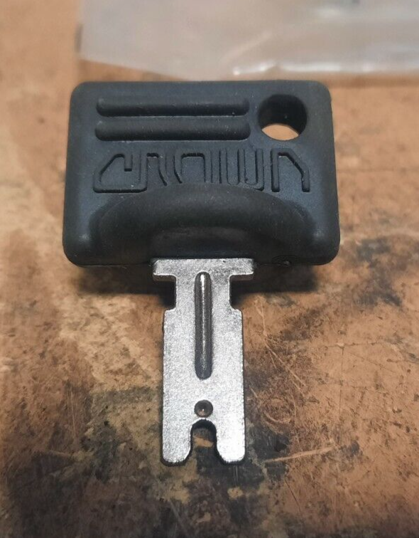 CROWN #107153 IGNITION KEY M144 | eBay