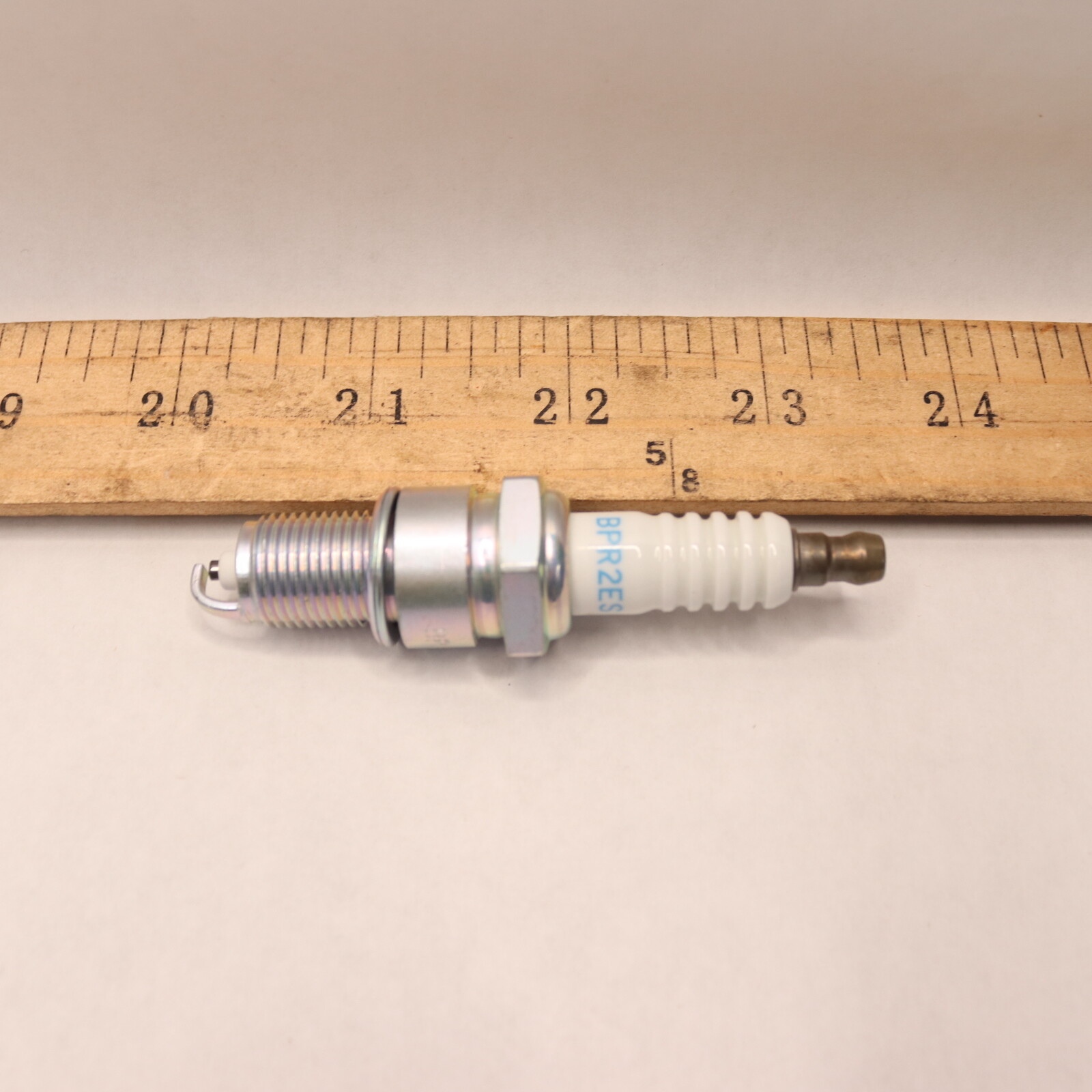 NGK BPR2ES - Alternative spark plugs