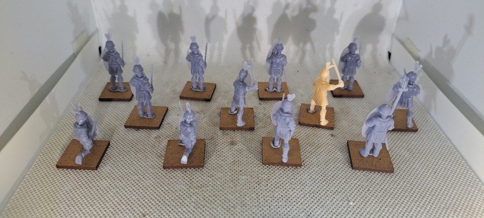 28mm Romans - Hastati with Gladius Set *exact figures may vary* | eBay UK
