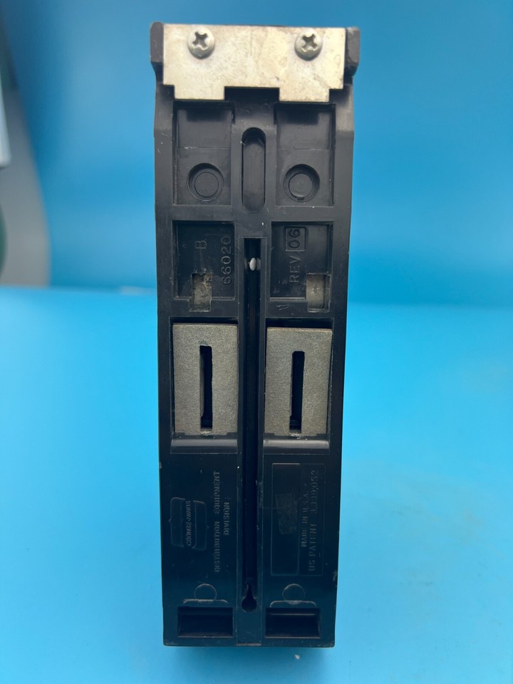 Murray Crouse-Hinds 200 Amp 2 Pole MD Circuit Breaker MD2200V 200A Face ...