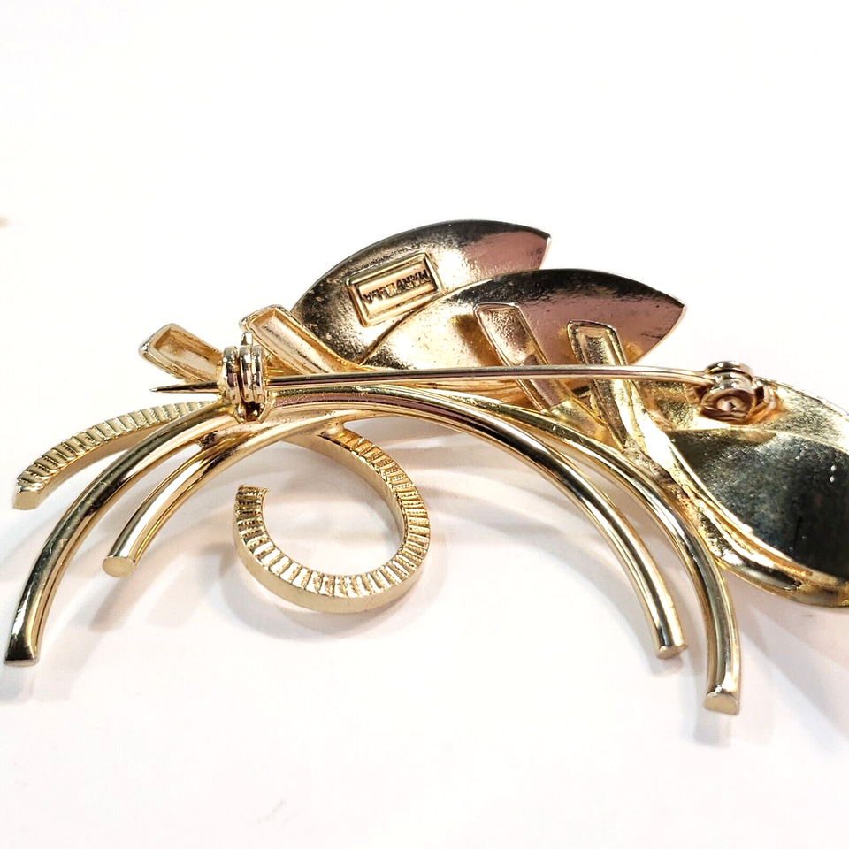 Marvella Vintage Brooch Pin Leaves and Swirls Textured Gold Tone Signed ...