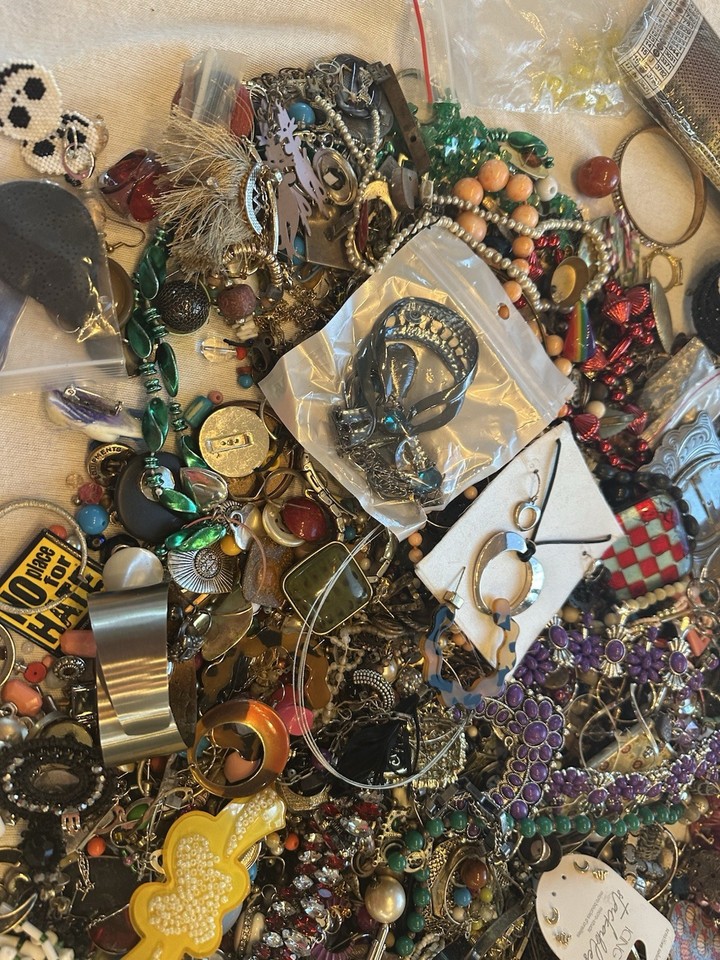 18 Lbs Mixed Jewelry Craft Scrap Junk Broken Lot Tangled Art Repair ...