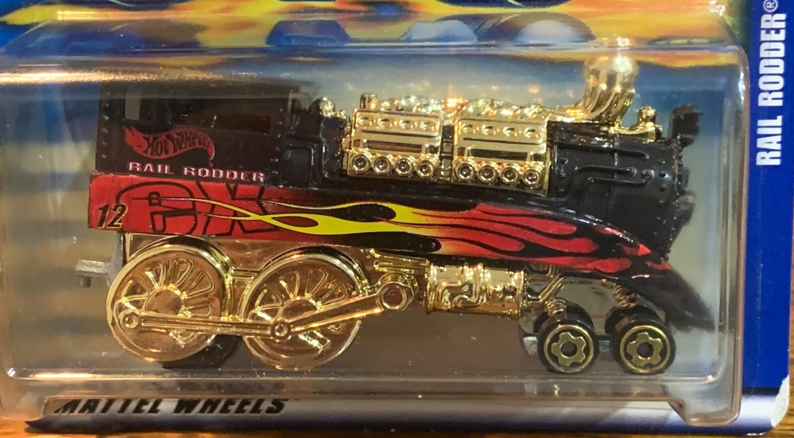 2000 HOT WHEELS RAIL RODDER #221 MINT ON CARD.GOLD ENGINE AND DRIVERS ...
