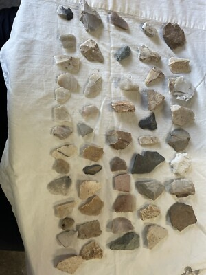 Neolithic & Paleolithic - Saharan Flint Artifacts 70 000-30 000Bc