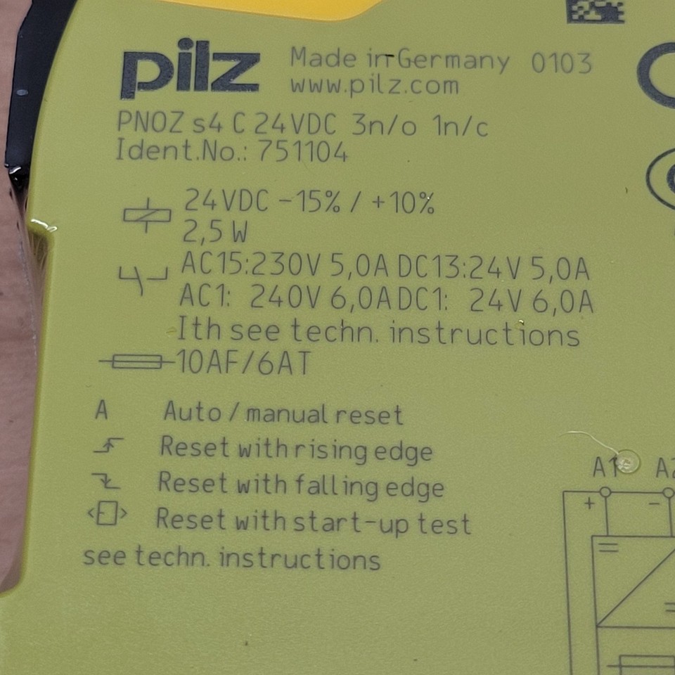pilz PNOZ s4 C 24VDC 3n/o 1n/c, 751104 Safety Relay - NEW | eBay