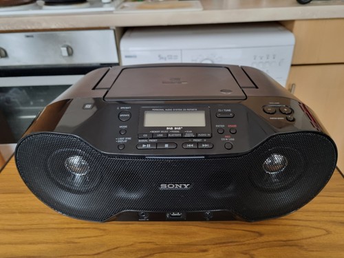 Sony ZS-RS70BTB wireless CD boombox with USB Rec & play | eBay